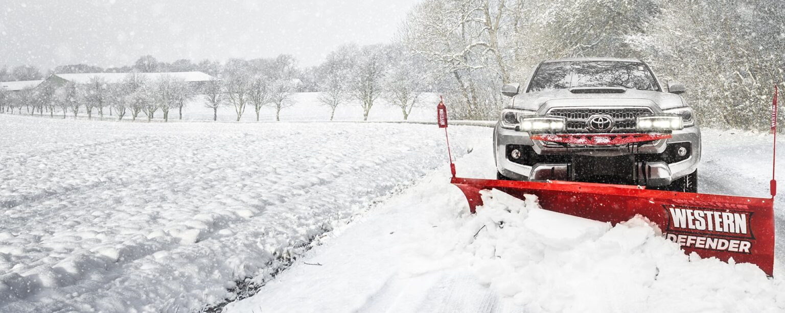 DEFENDER™ Straight Blade Snowplow | WESTERN®