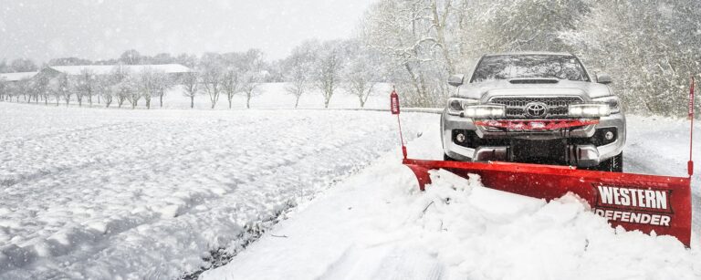 DEFENDER™ Straight Blade Snowplow | WESTERN®