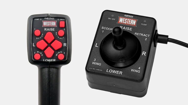 HTS™ Half-Ton Straight Blade Snow Plow | WESTERN®