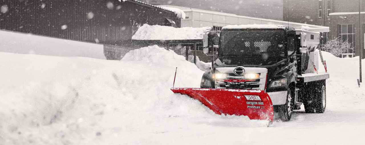 PRO PLUS® HD Snowplow | Straight Blade | WESTERN®