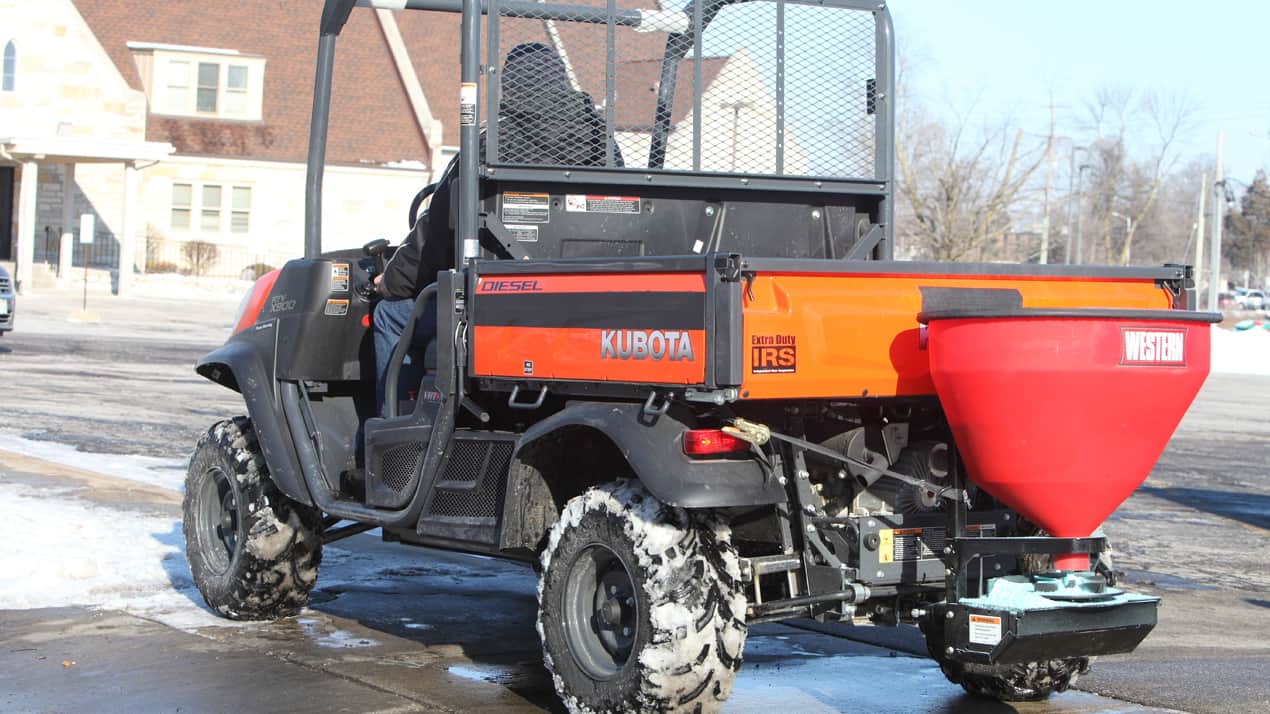 LOW-PRO 300W Wireless Spreader | Broadcast Spreader | WESTERN®