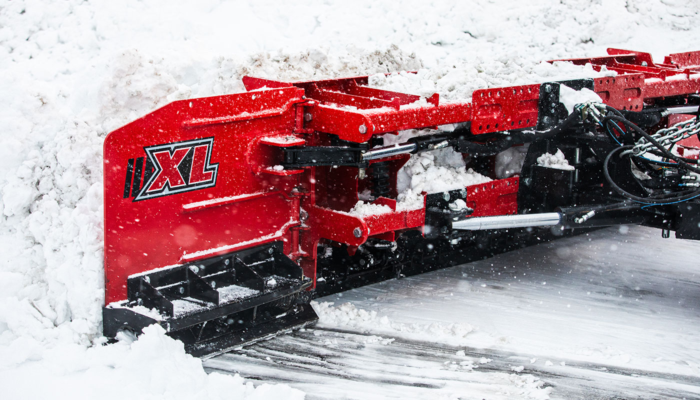 PILE DRIVER™ XL TRACE™ Edge Pusher Plow | WESTERN®