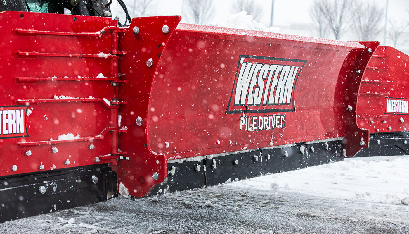 PILE DRIVER™ XL TRACE™ Edge Pusher Plow | WESTERN®