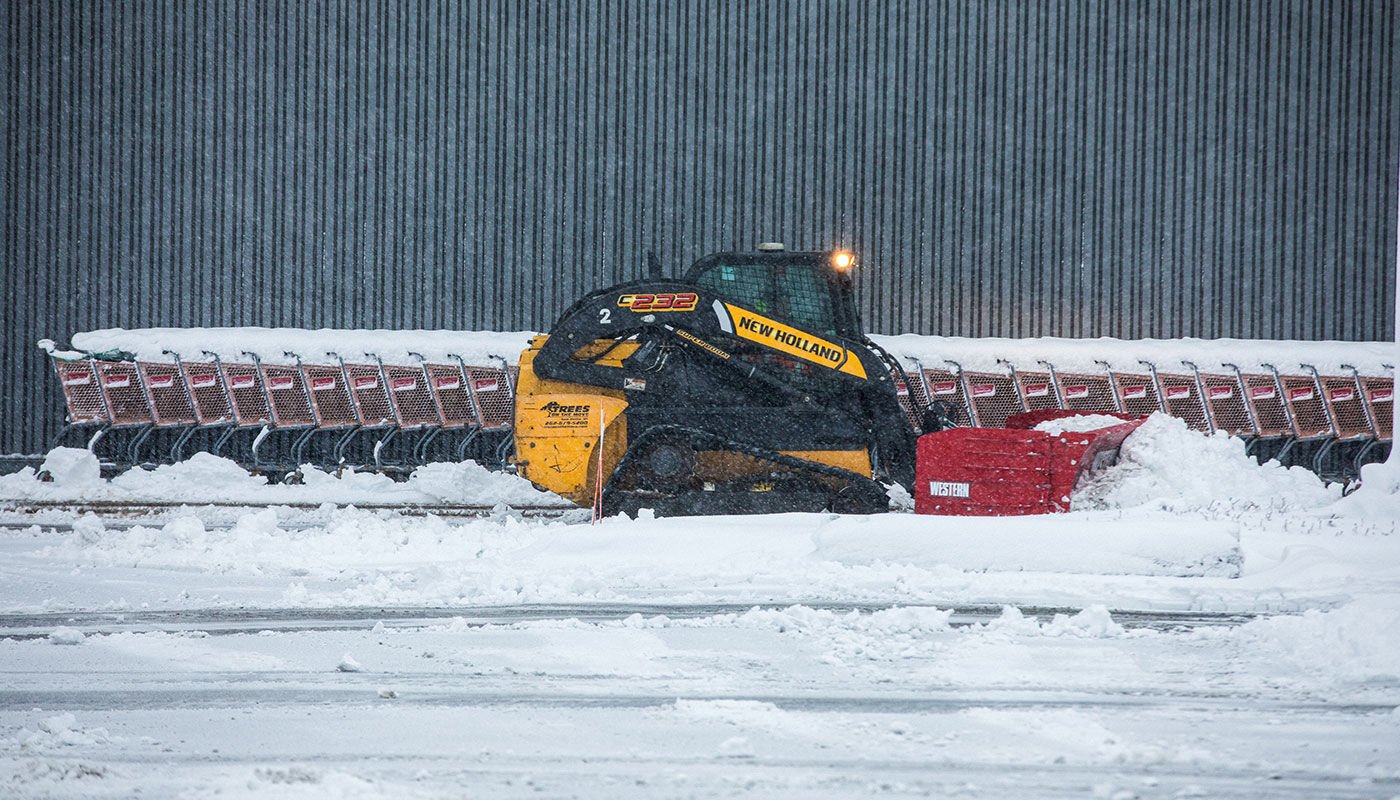 PILE DRIVER™ XL TRACE™ Edge Pusher Plow | WESTERN®