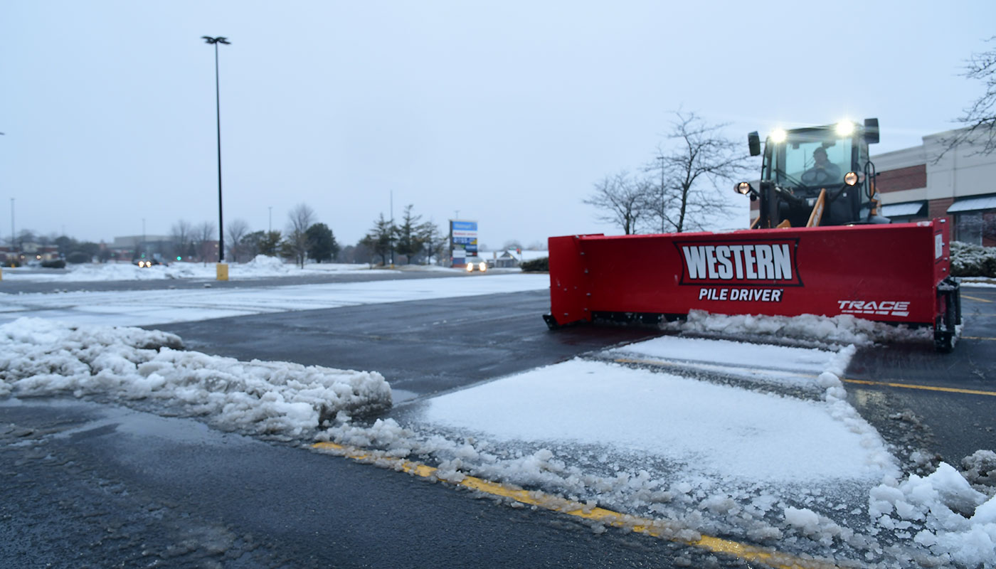 PILE DRIVER™ With TRACE Edge | Pusher Plow | WESTERN