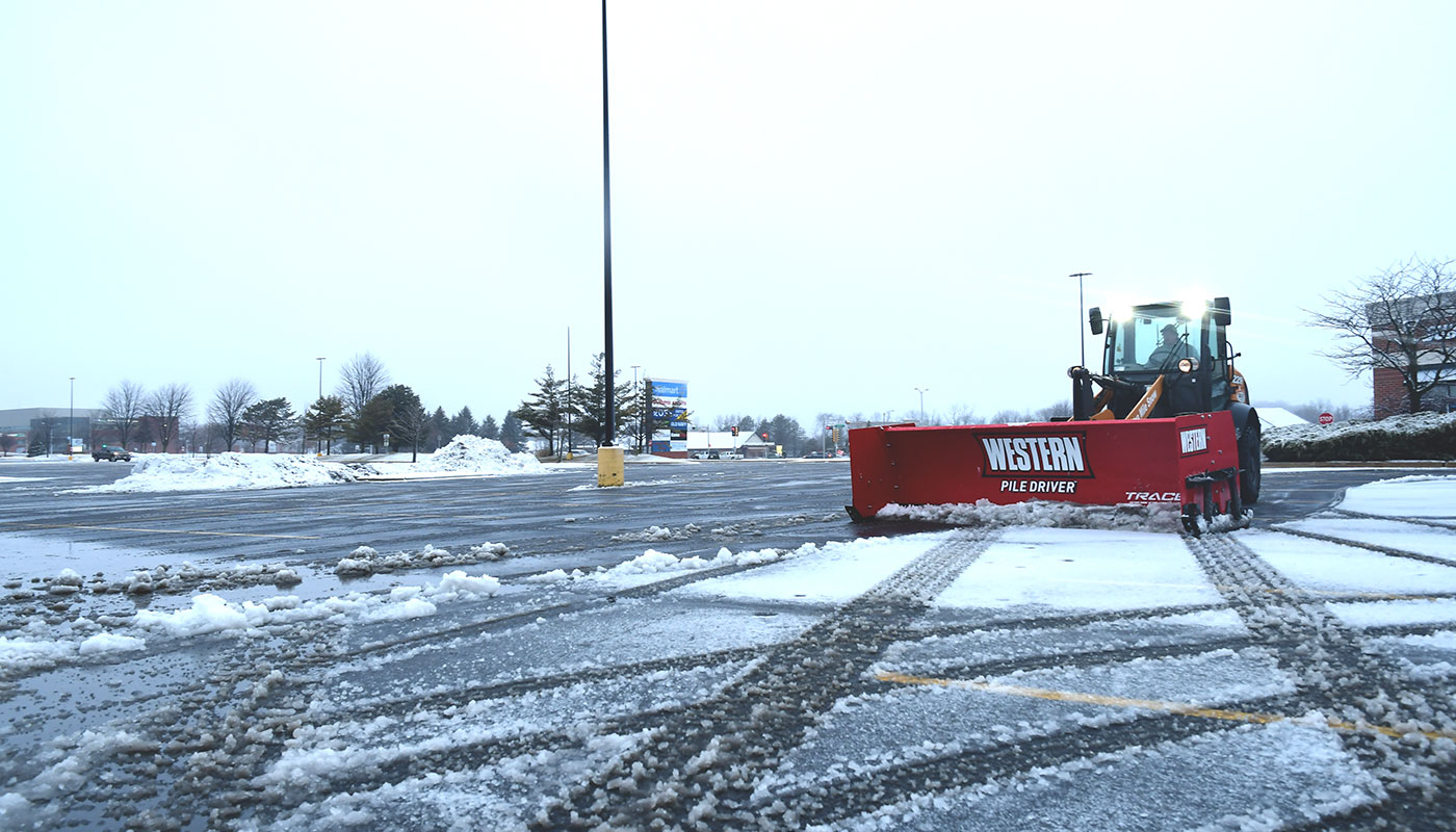 PILE DRIVER™ With TRACE Edge | Pusher Plow | WESTERN