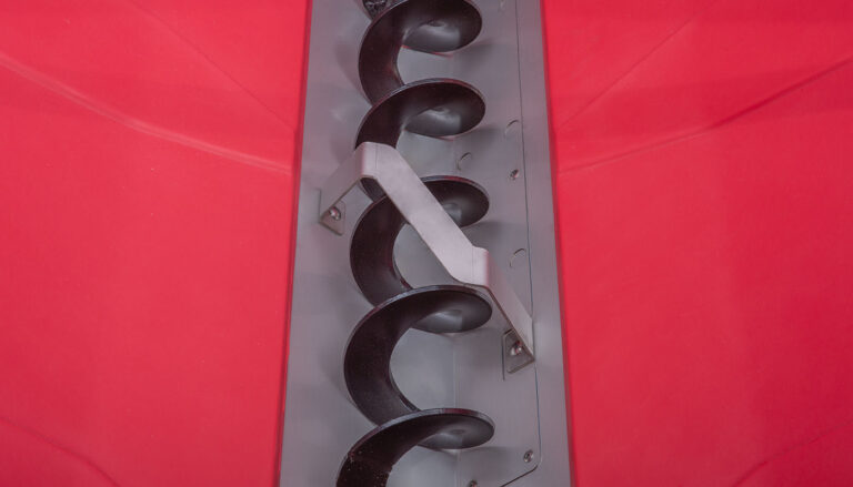 MARAUDER™ Poly Hopper Spreader | WESTERN®