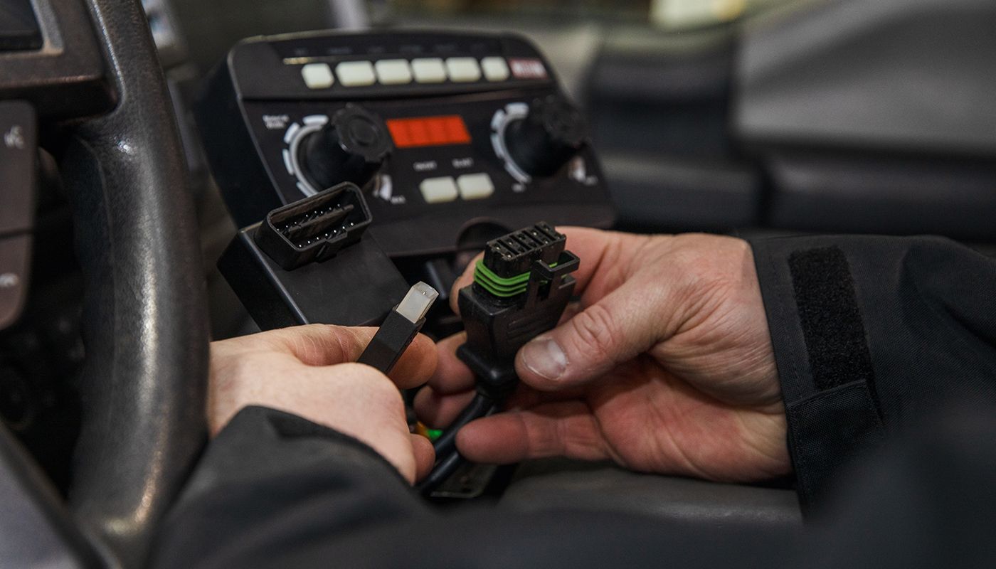 Auto Speed Control - All FLEET FLEX Spreaders | WESTERN